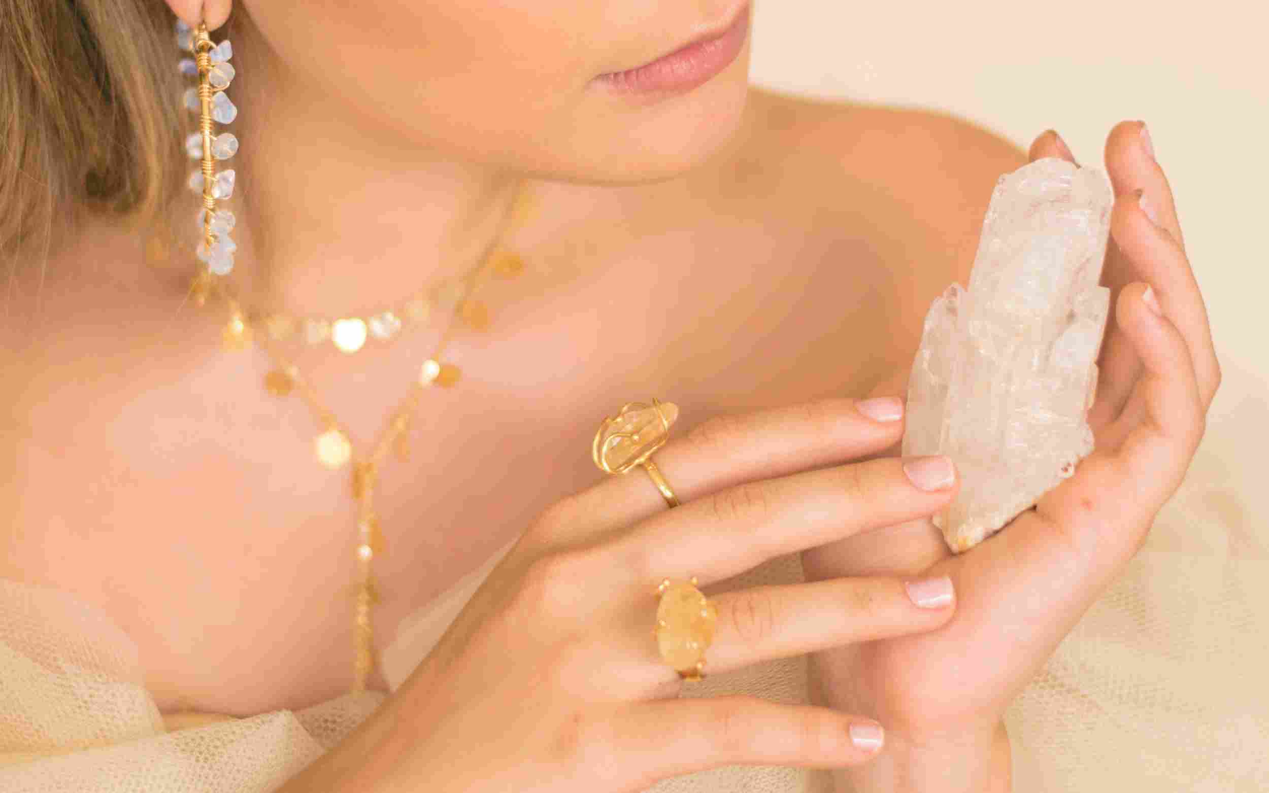 Descubre el Significado de las Piedras Energéticas en Joyería – ENIGMA Joyería