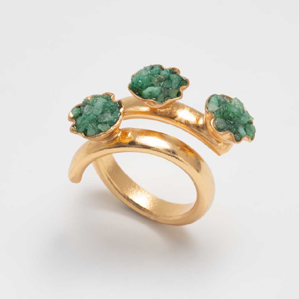 Piedra peridoto: ¿Qué es y cuáles son sus propiedades? – ENIGMA Joyería